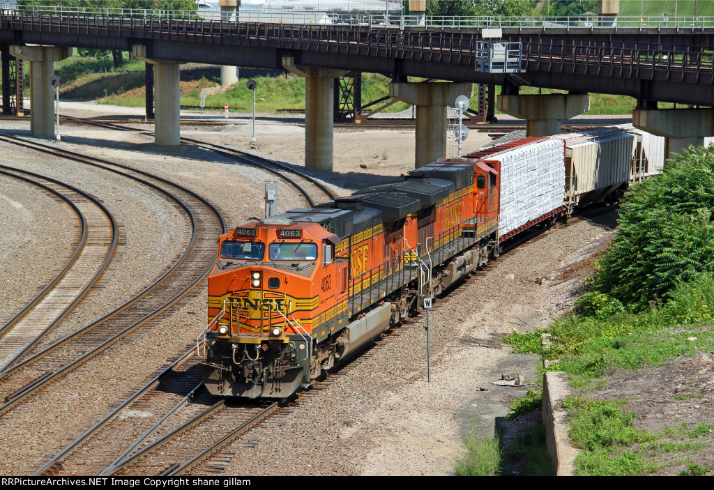 BNSF 4063